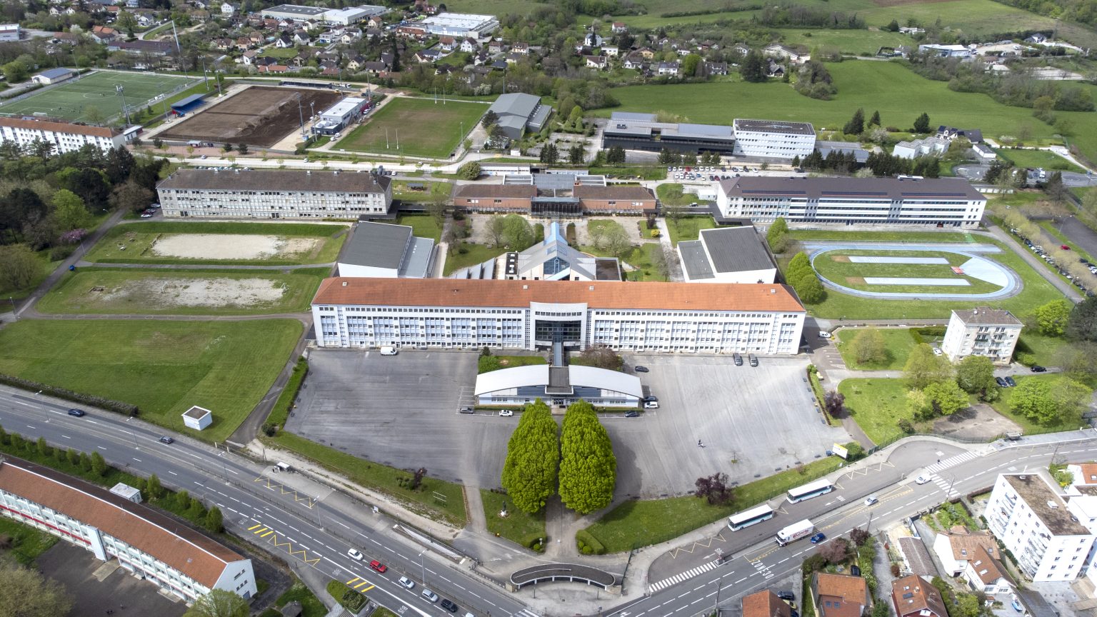 Lycée Louis Pergaud